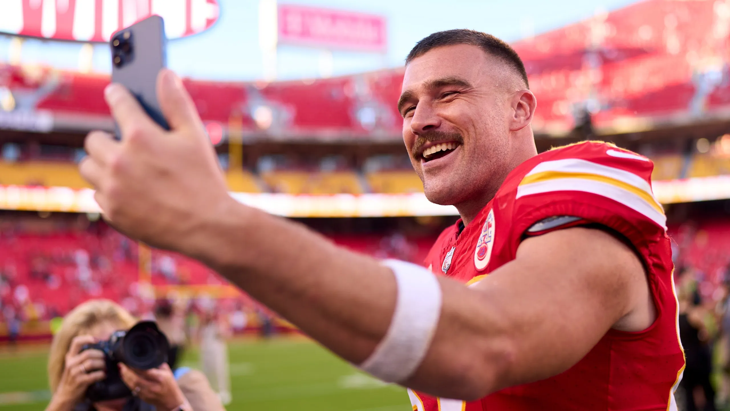 Travis Kelce, ¿enamorado del América y Taylor Swift? - Noti Sports